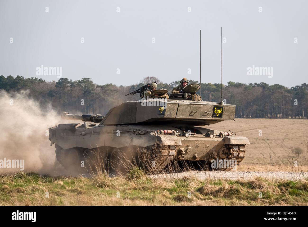 british army challenger 2 FV4034 main battle tank in action on exercise ...