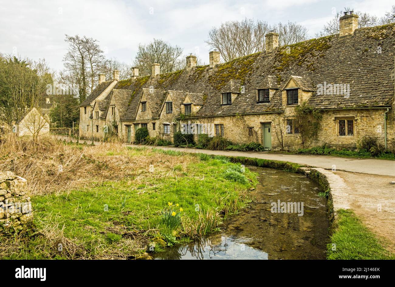 The cotswolds houses bibury hi-res stock photography and images - Alamy