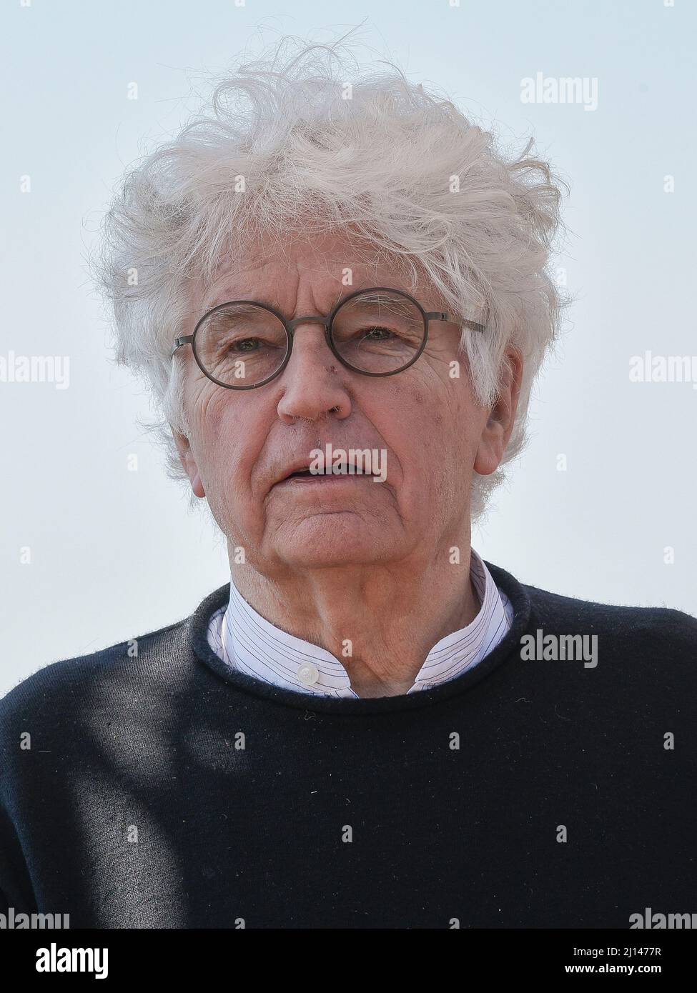 Annaud Director High Resolution Stock Photography and Images - Alamy