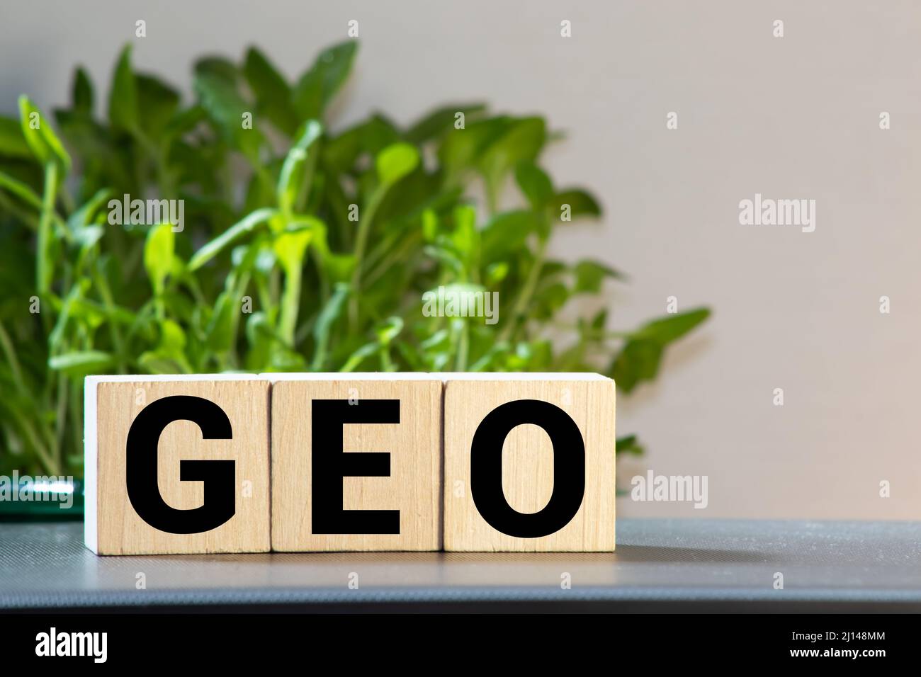 Wooden map pin hi-res stock photography and images - Alamy