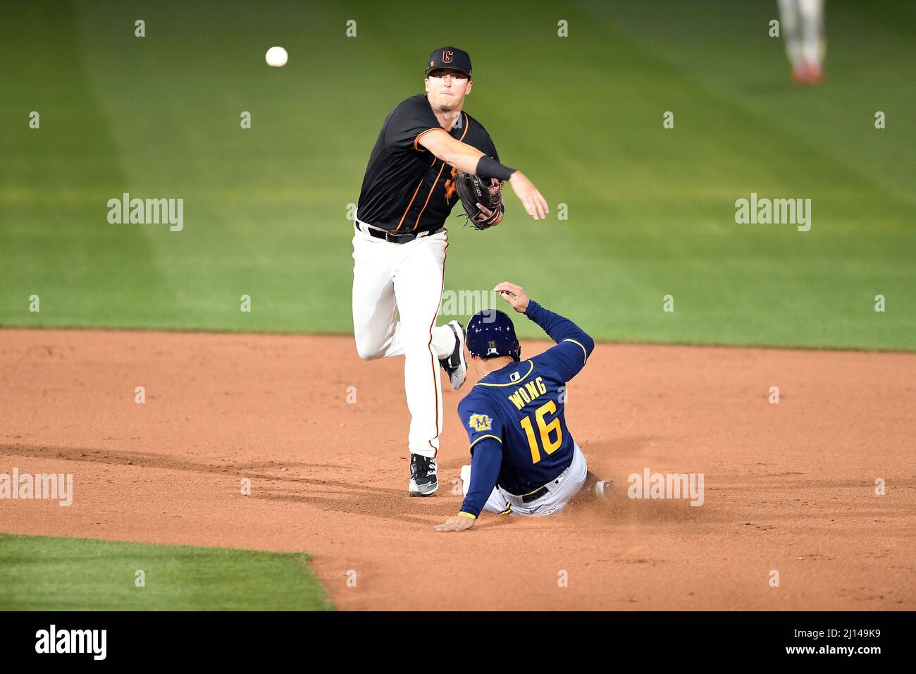 San Francisco Giants second baseman Tyler Fitzgerald (82) completes a ...