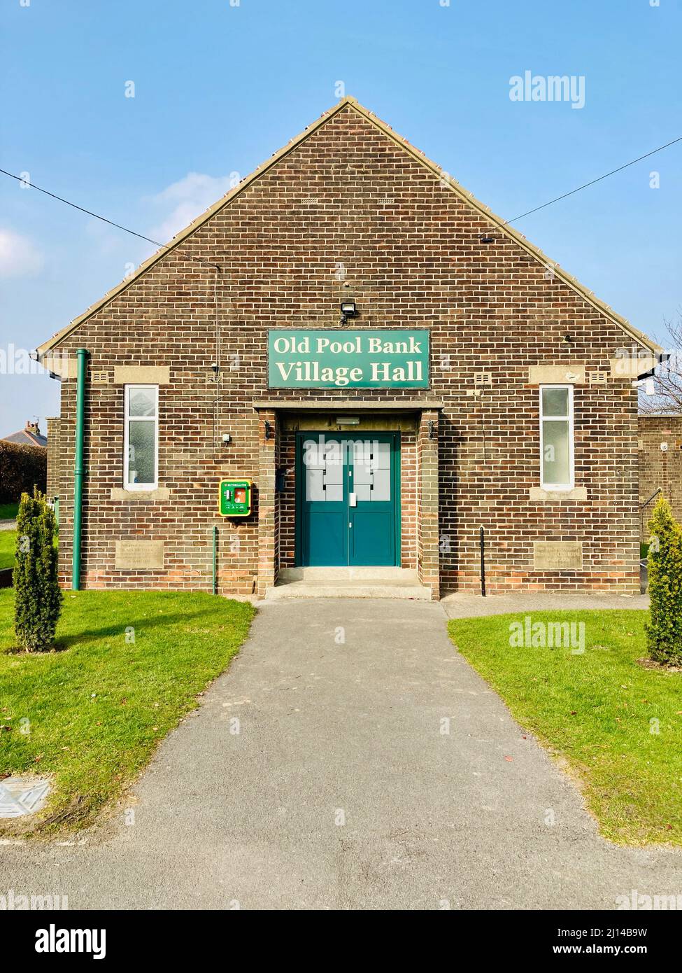 Old pool bank village hall hi-res stock photography and images - Alamy