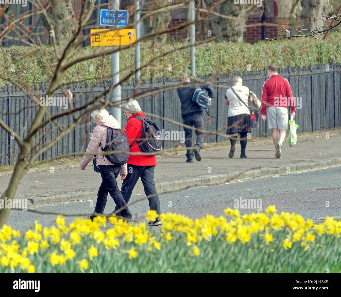 Glasgow, Scotland, UK 22nd March, 2022. UK Weather: : Another Sunny day ...