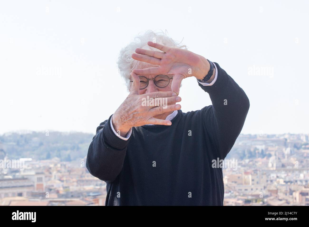 Jean jacques annaud 2022 hi-res stock photography and images - Alamy
