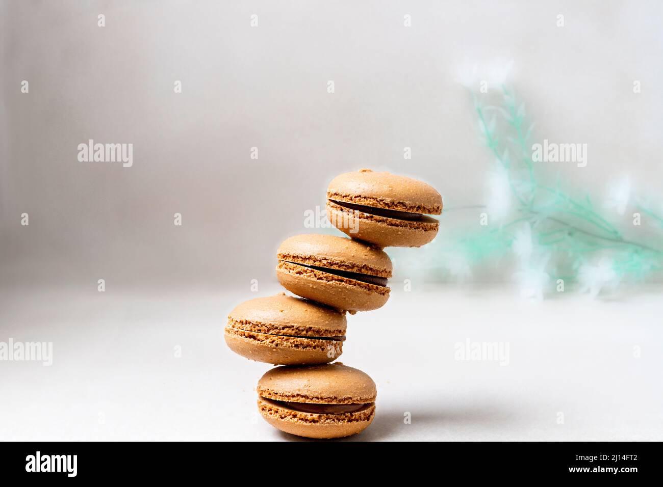 Macaroons pyramid hi-res stock photography and images - Alamy