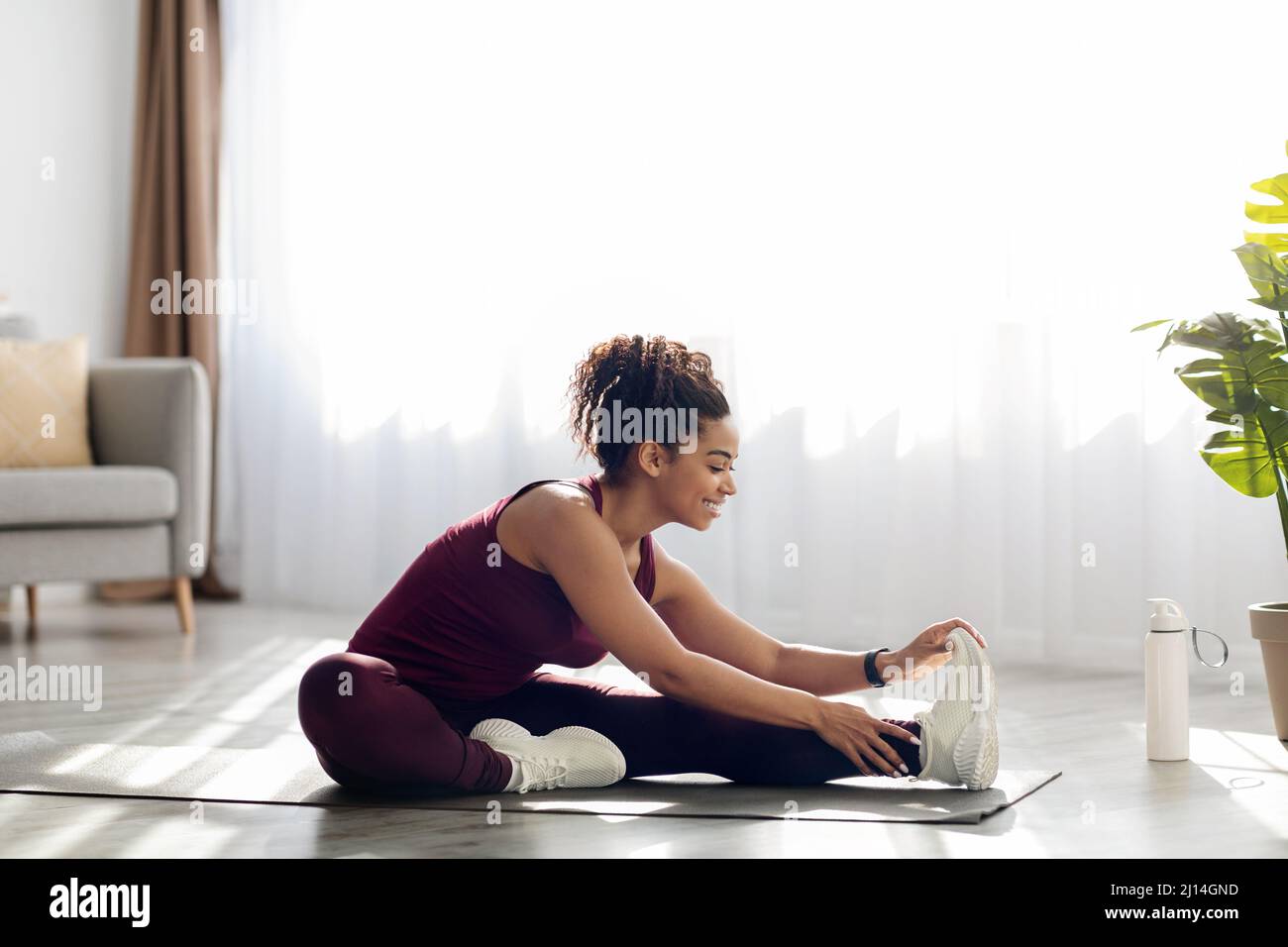 Stretching course hi-res stock photography and images - Alamy