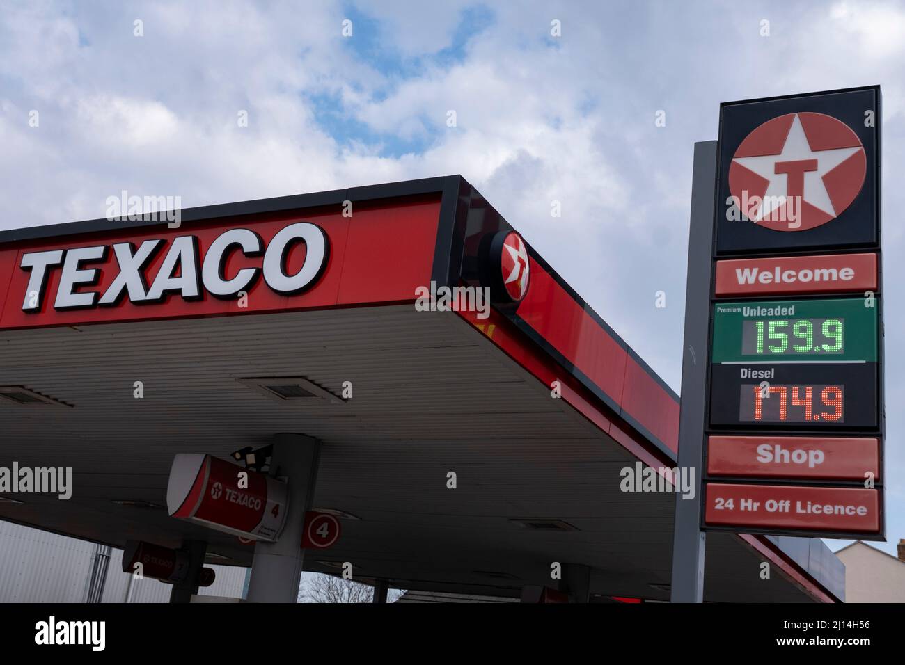Texaco garage hi-res stock photography and images - Alamy