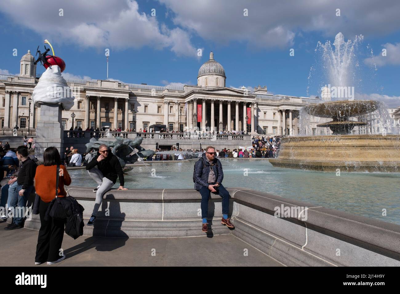 Worlds leading tourist attractions hi-res stock photography and images ...