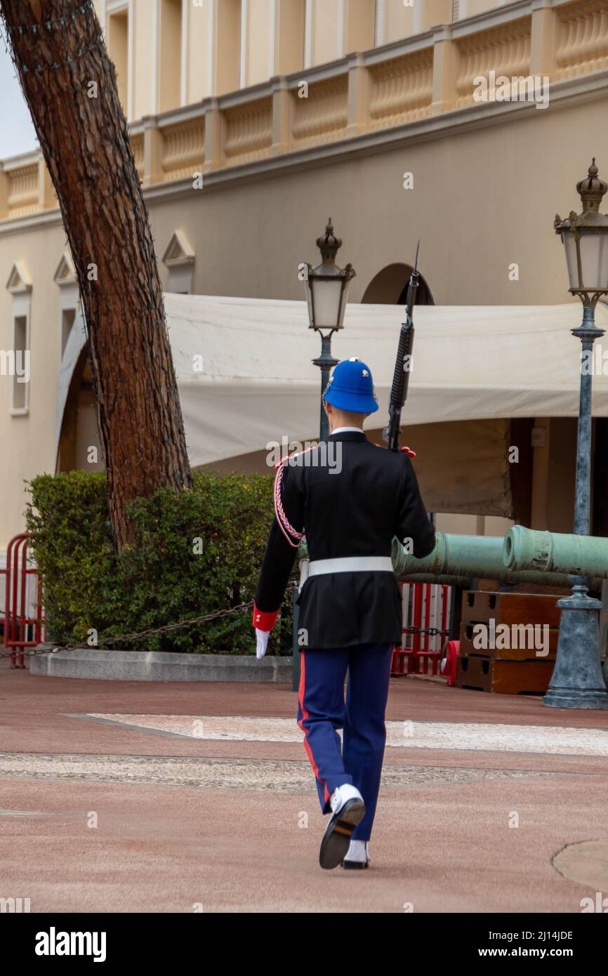 guard stationed in front of the royal palace of Monaco Stock Photo - Alamy