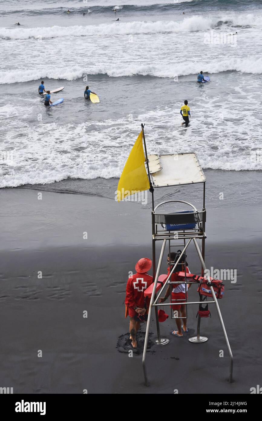 Lifeguard stand beach hi-res stock photography and images - Alamy