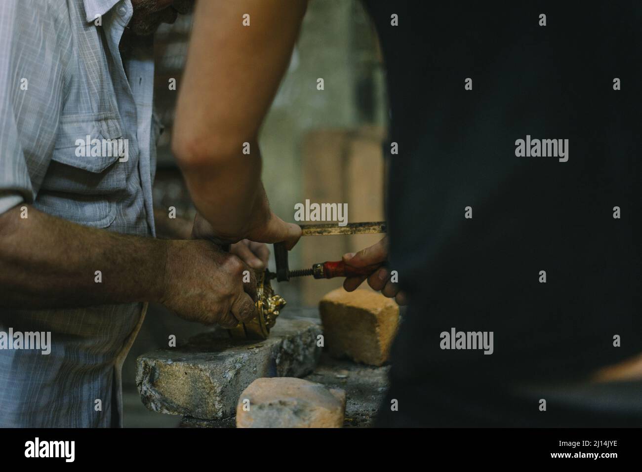 Blacksmithing hi-res stock photography and images - Alamy