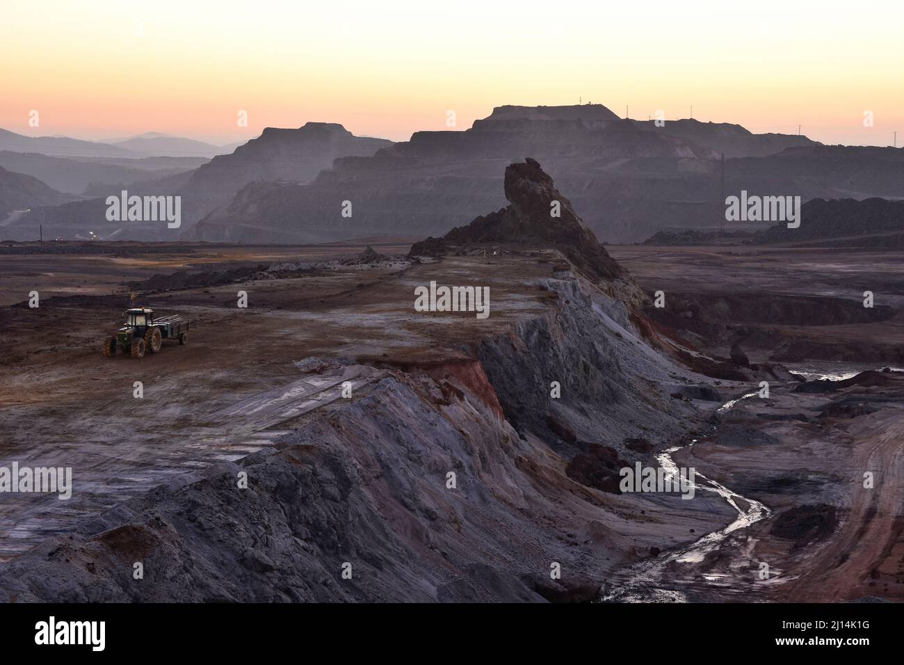 Riotinto mine hi-res stock photography and images - Alamy