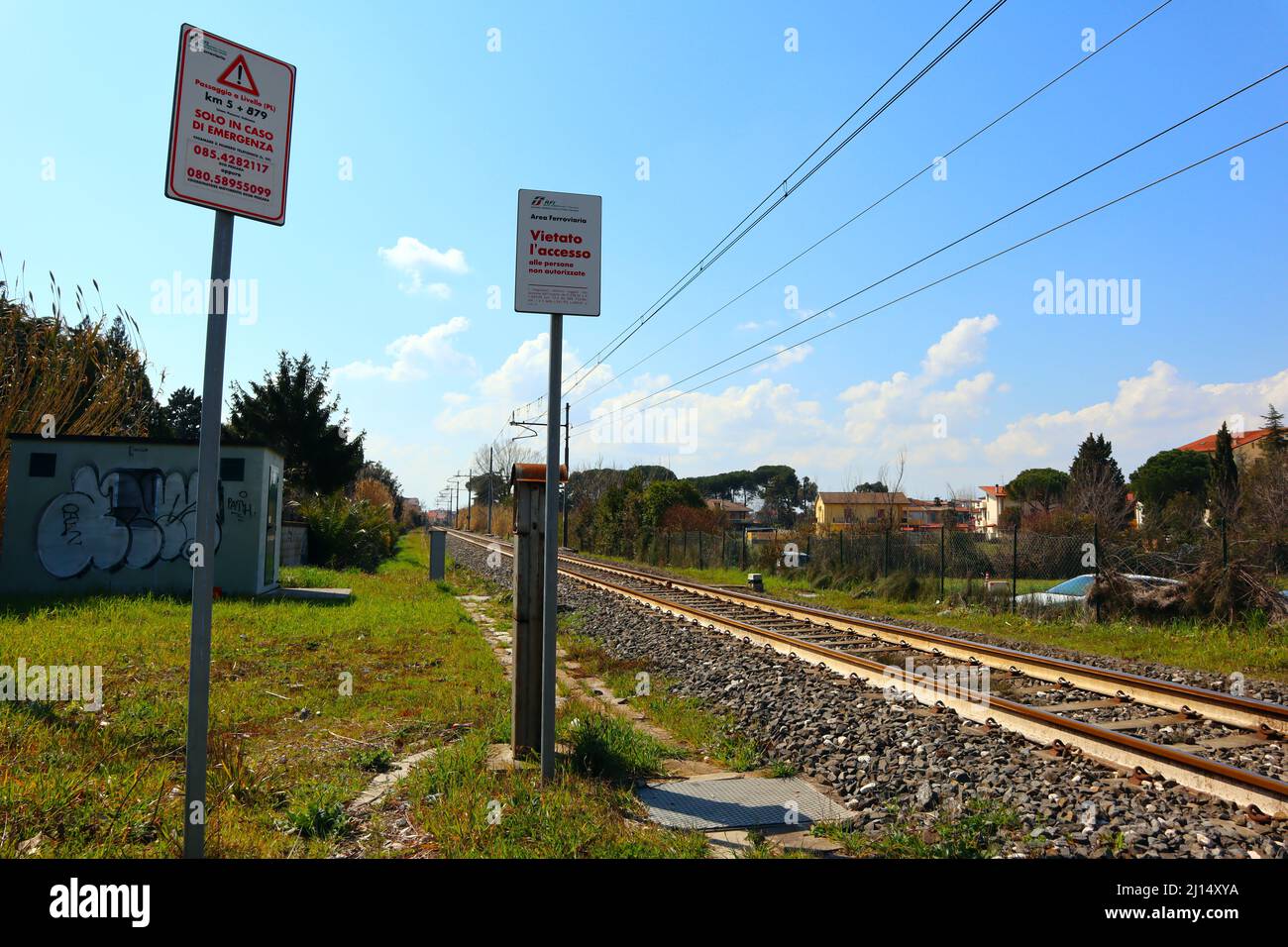 Level crossing railway without barriers hi-res stock photography and ...