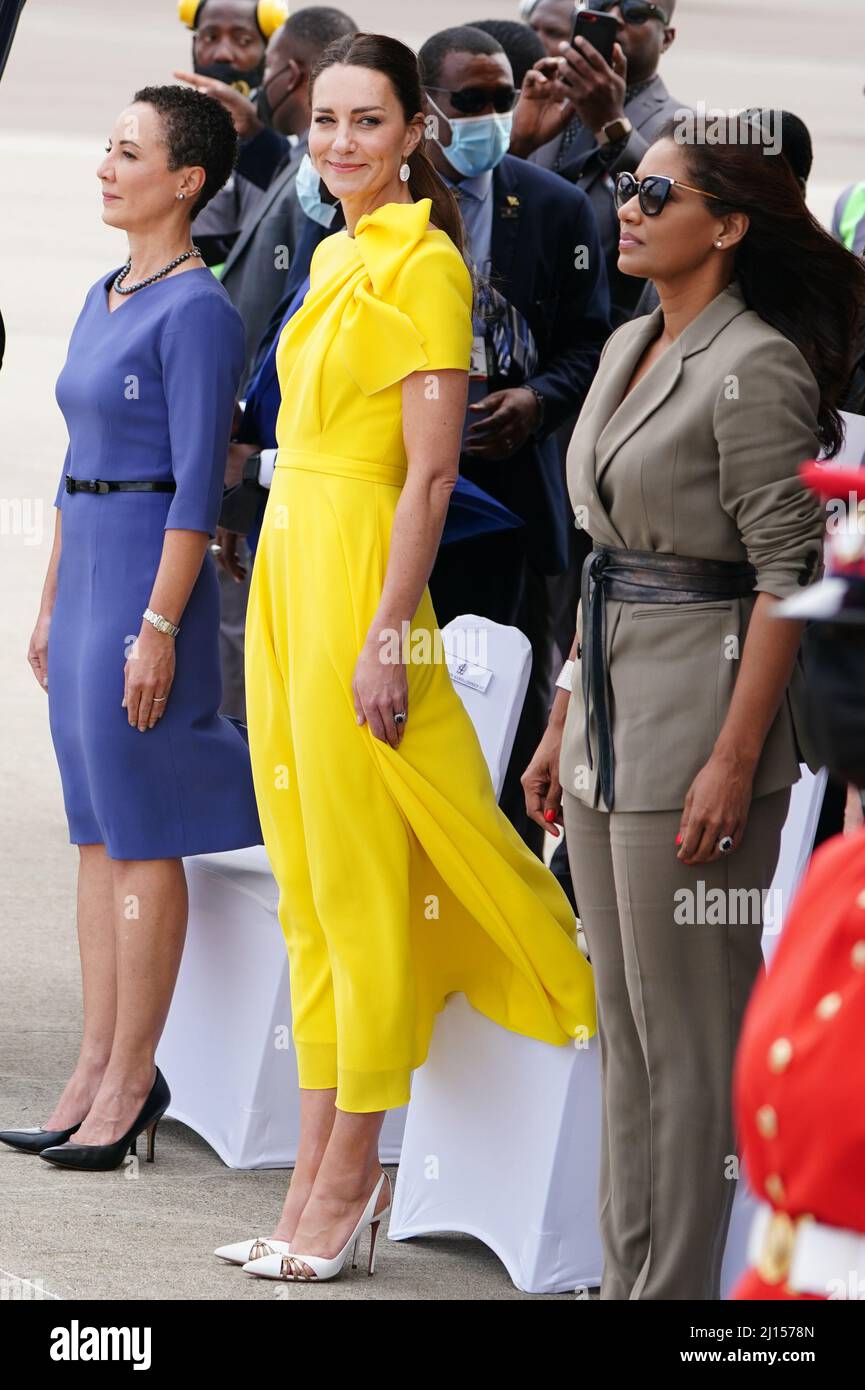 The Duchess of Cambridge arrives at Norman Manley International Airport ...