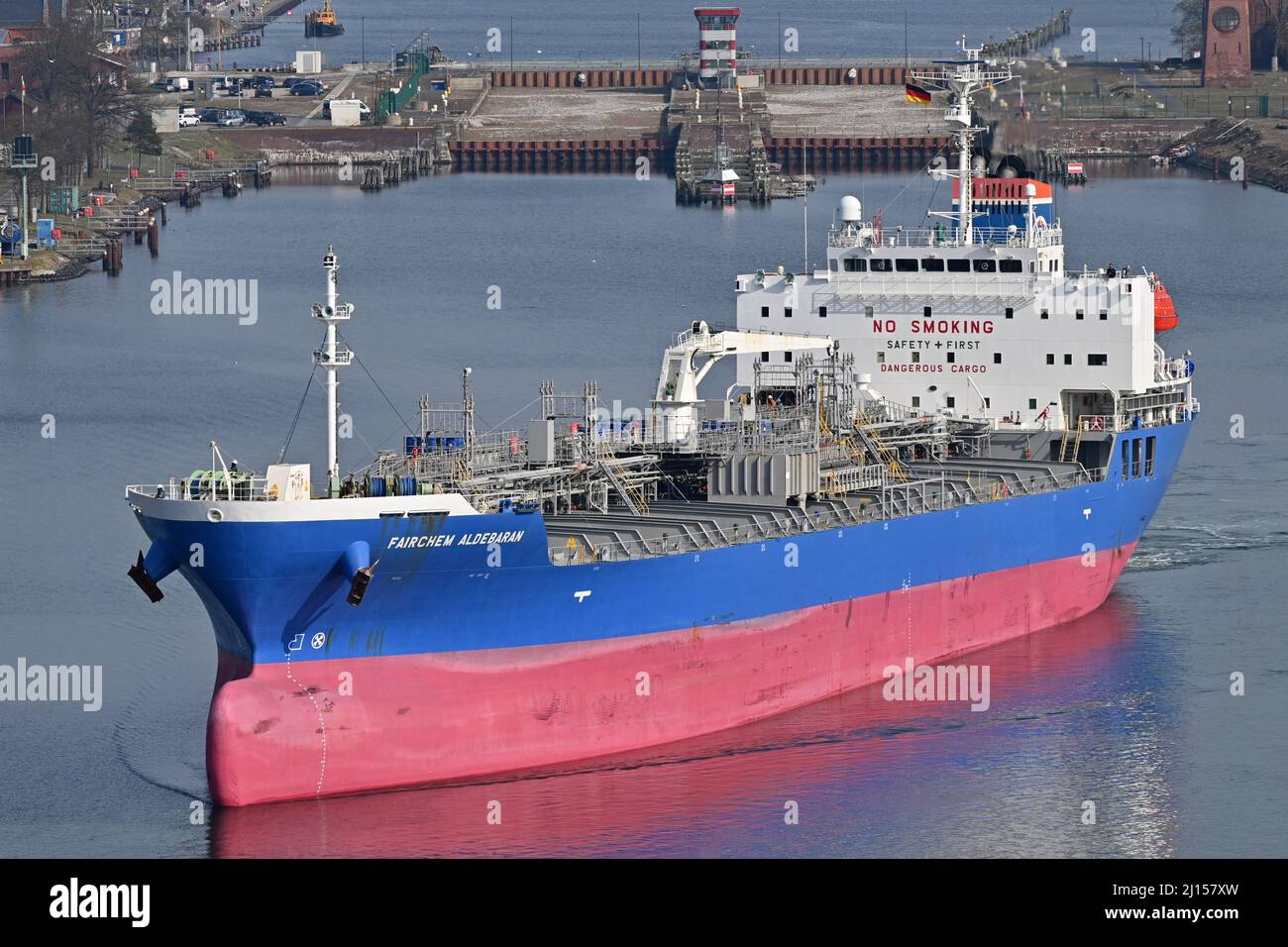 Chemical / Oil Products Tanker FAIRCHEM ALDEBARAN Stock Photo - Alamy