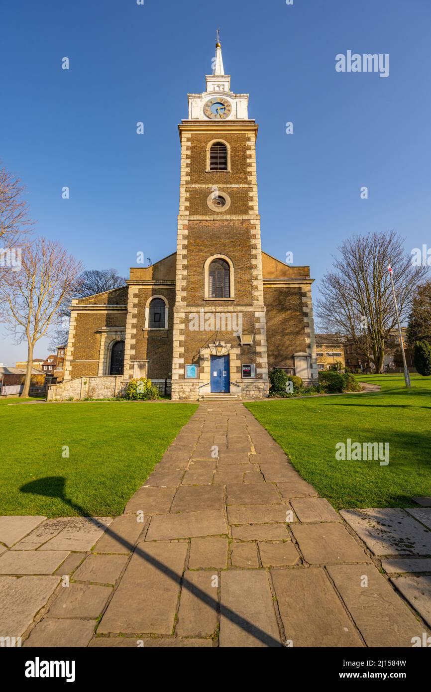 Kent church hi-res stock photography and images - Alamy