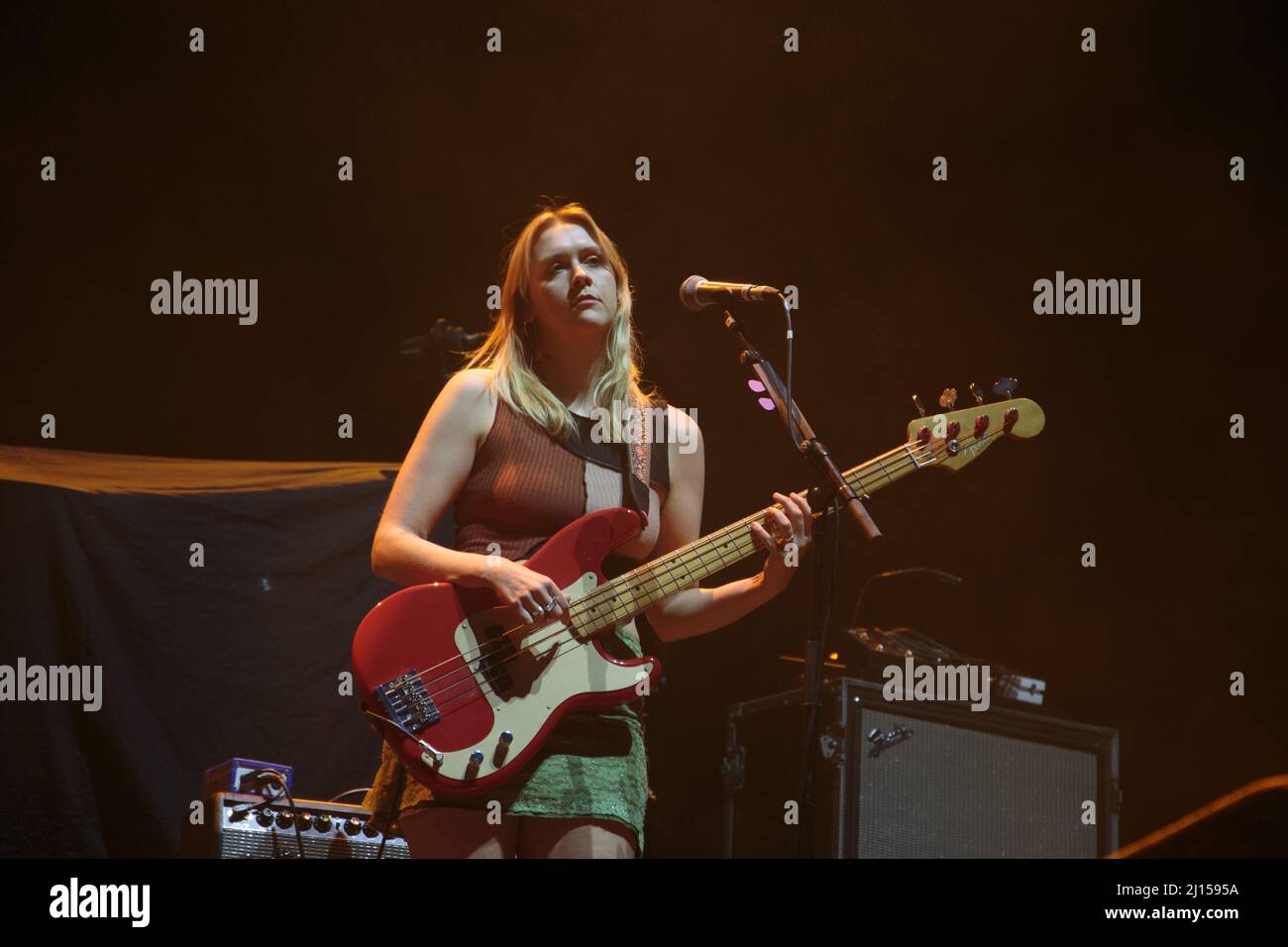 Goat girl band hi-res stock photography and images - Alamy