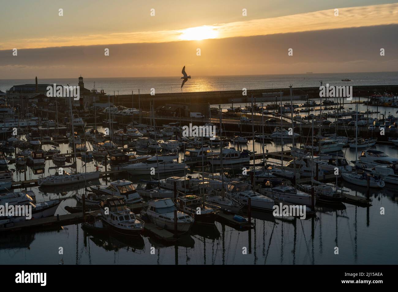 Sunrise across Ramsgate Marina in Kent Stock Photo - Alamy