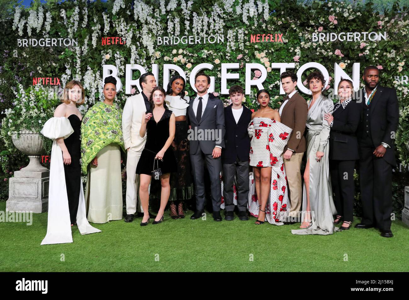 Bridgerton cast hi-res stock photography and images - Alamy