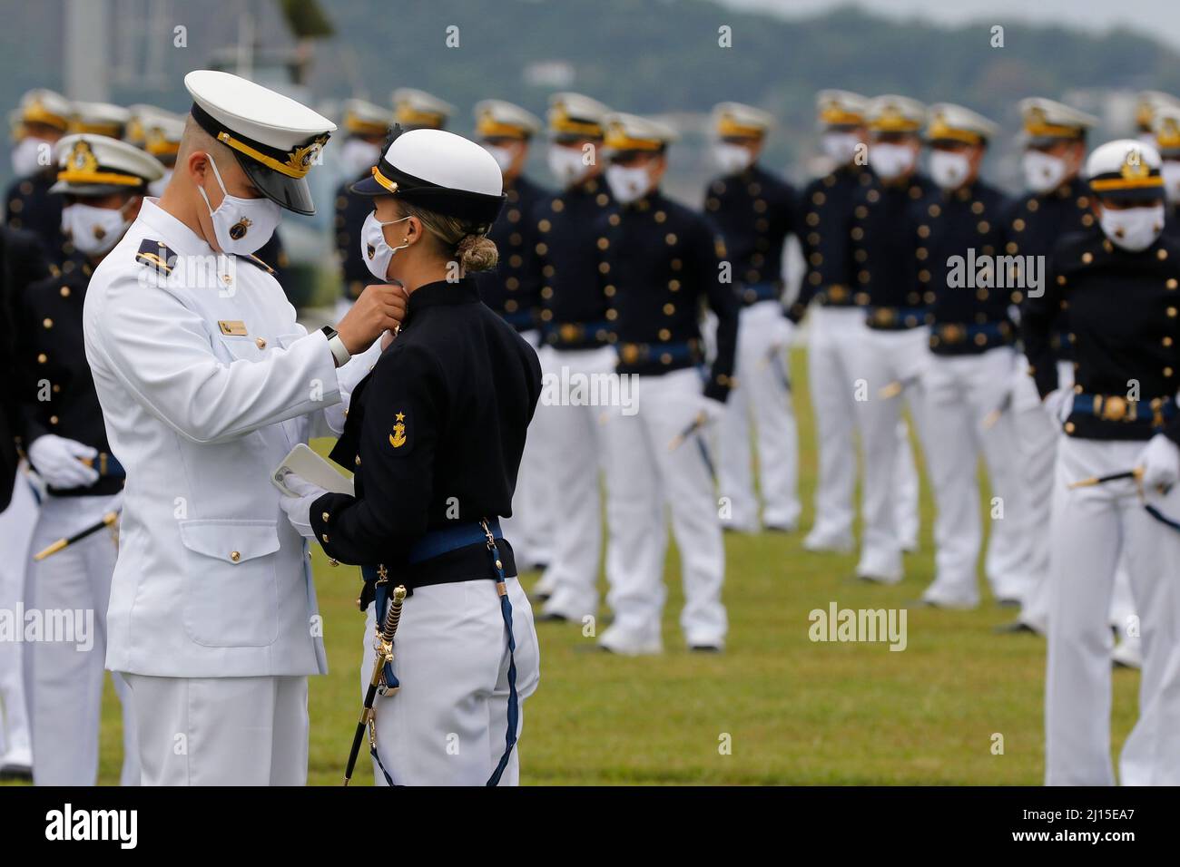 Woman navy seals hi-res stock photography and images - Alamy