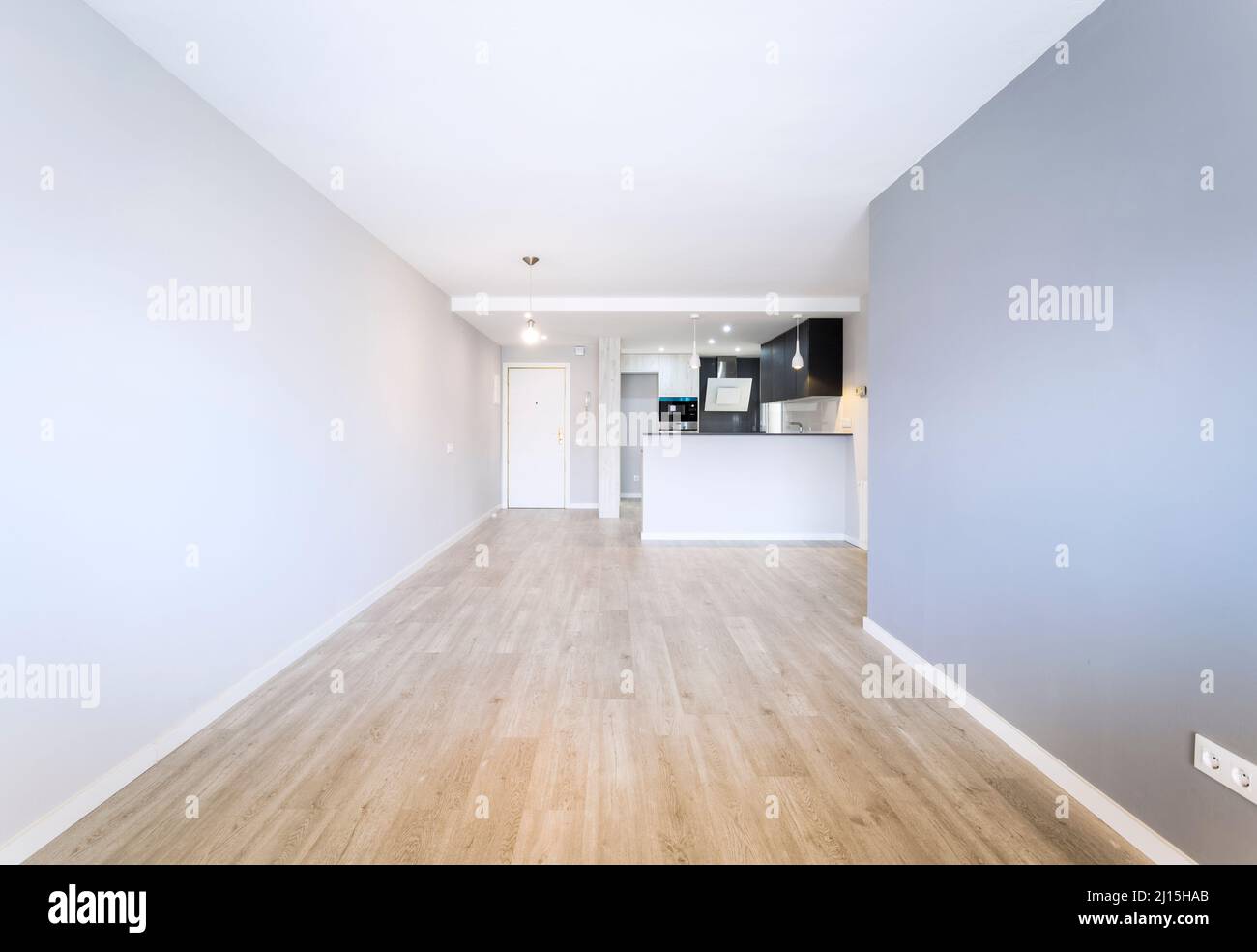 Apartment house reconstruction hi-res stock photography and images - Alamy