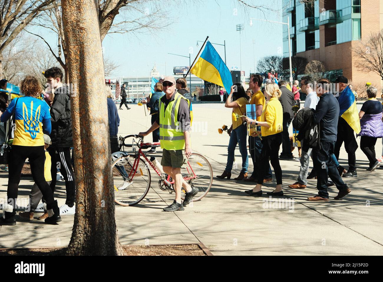 Louisville, KY Ukraine support rally Stock Photo - Alamy