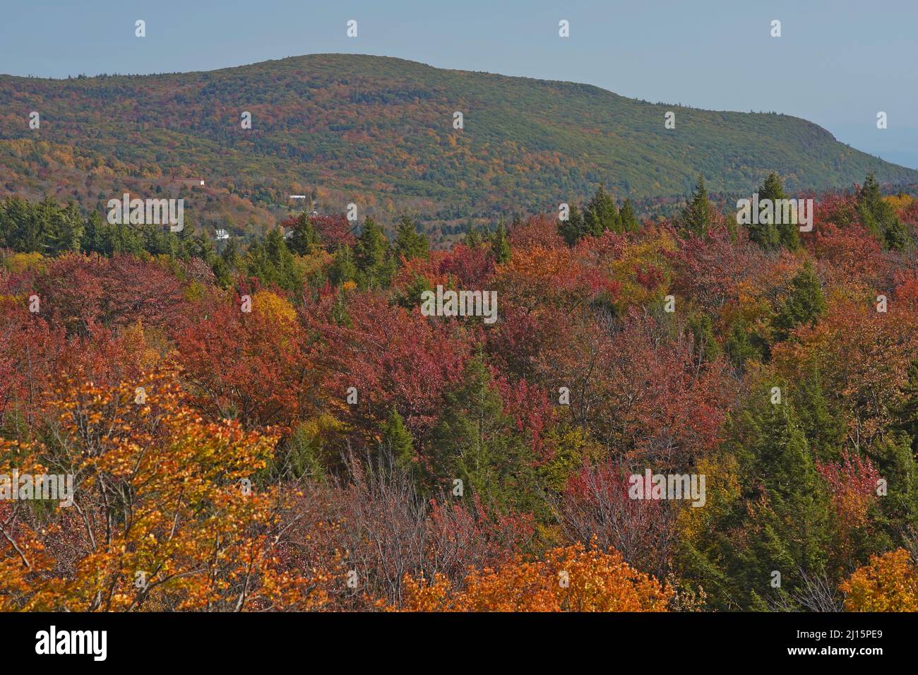 Autumn vista from the summit of Pecoy Notch, New York Stock Photo - Alamy
