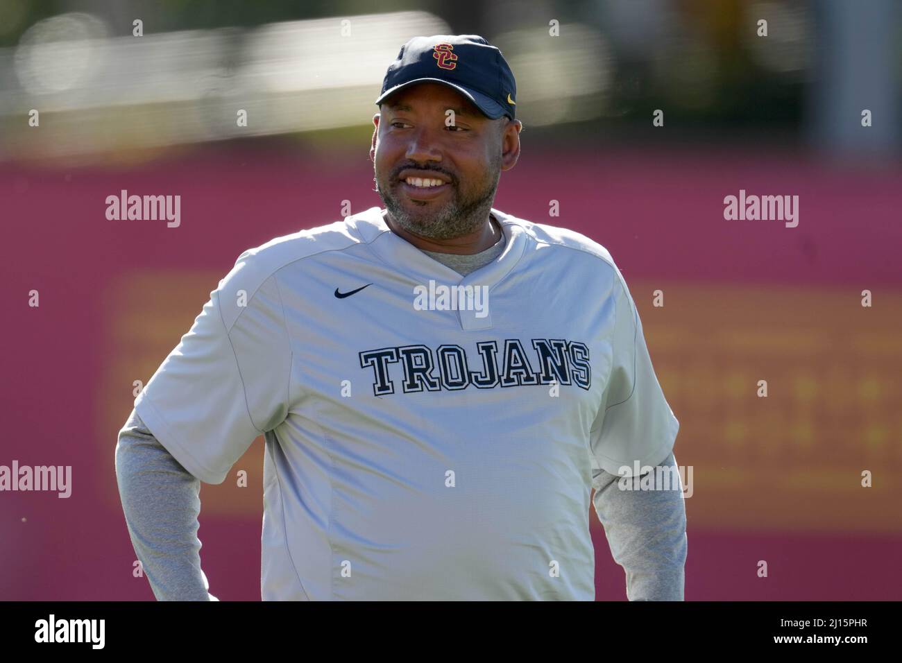 Southern california trojans wide receivers coach dennis simmons spring ...