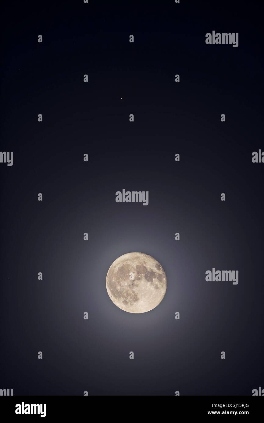Moon and Mars in conjunction Stock Photo - Alamy