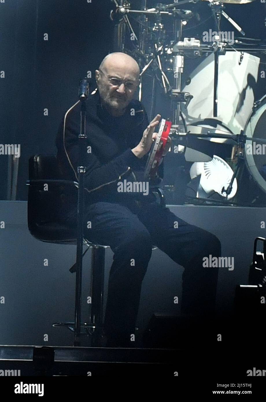 Phil Collins concert - Genesis (Mike Rutherford, Phil Collins et Tony ...