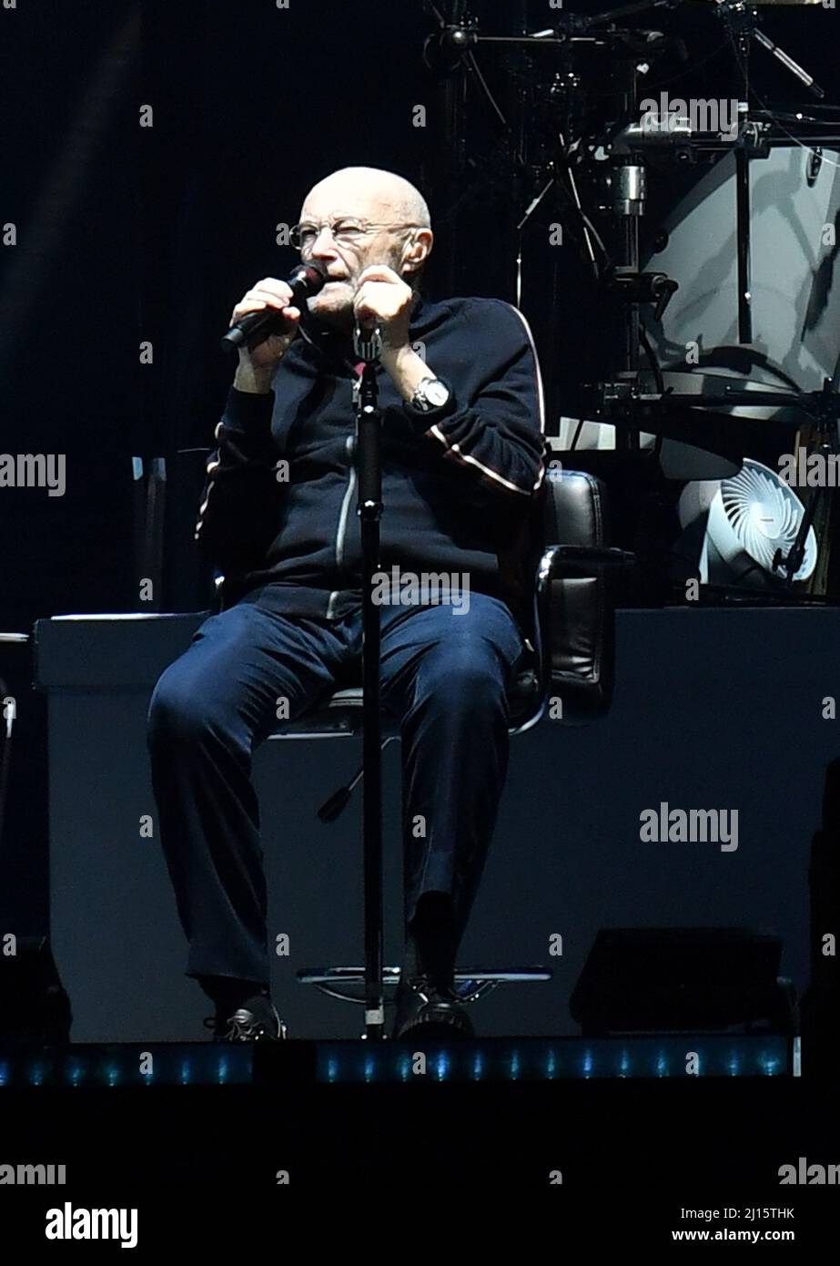 Phil Collins concert - Genesis (Mike Rutherford, Phil Collins et Tony ...