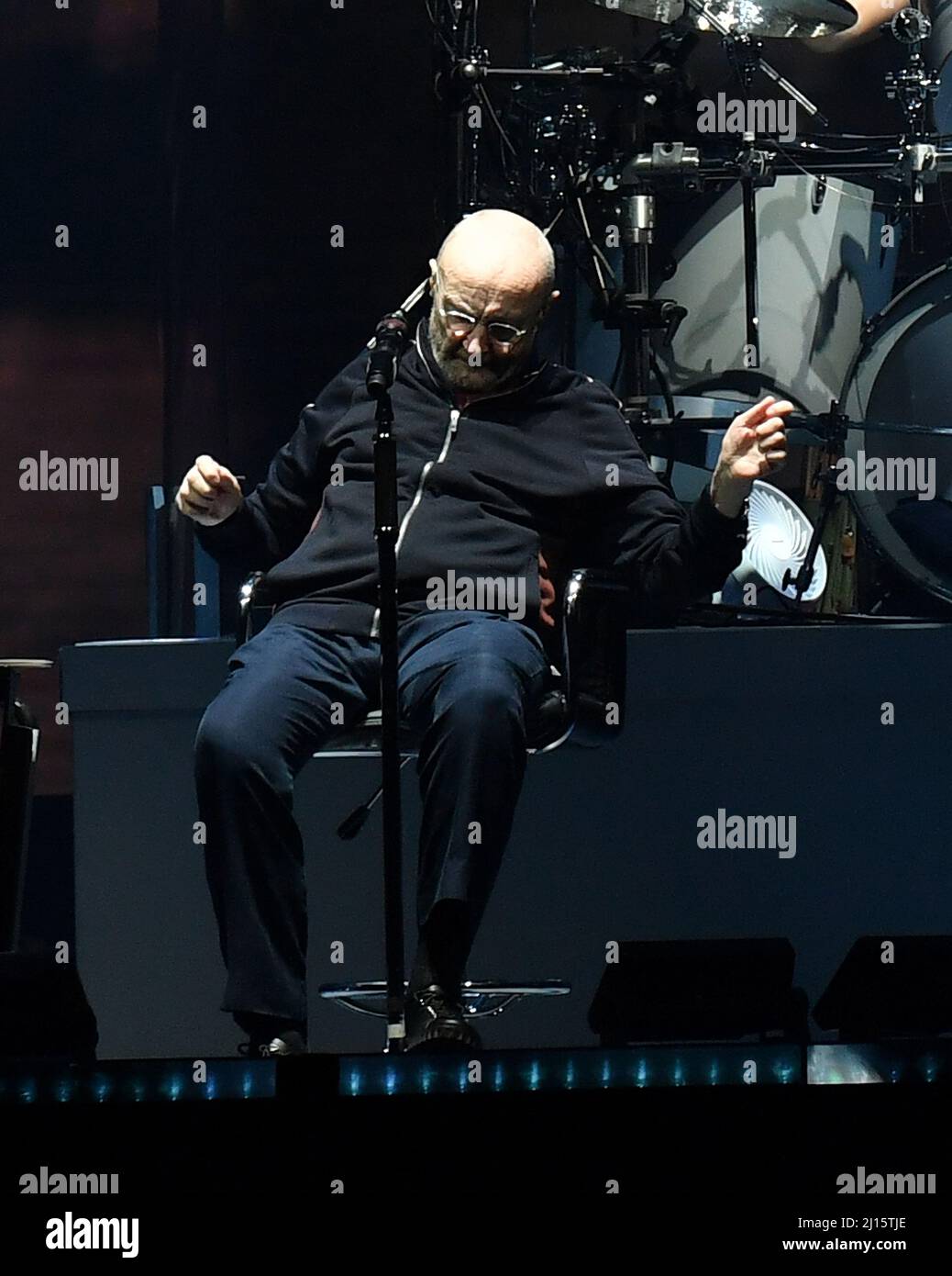 Phil Collins concert - Genesis (Mike Rutherford, Phil Collins et Tony ...