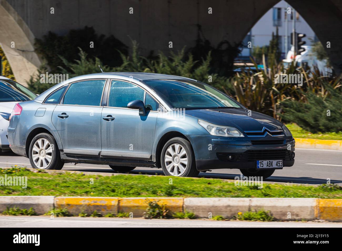 Citroen c4 logo hi-res stock photography and images - Alamy