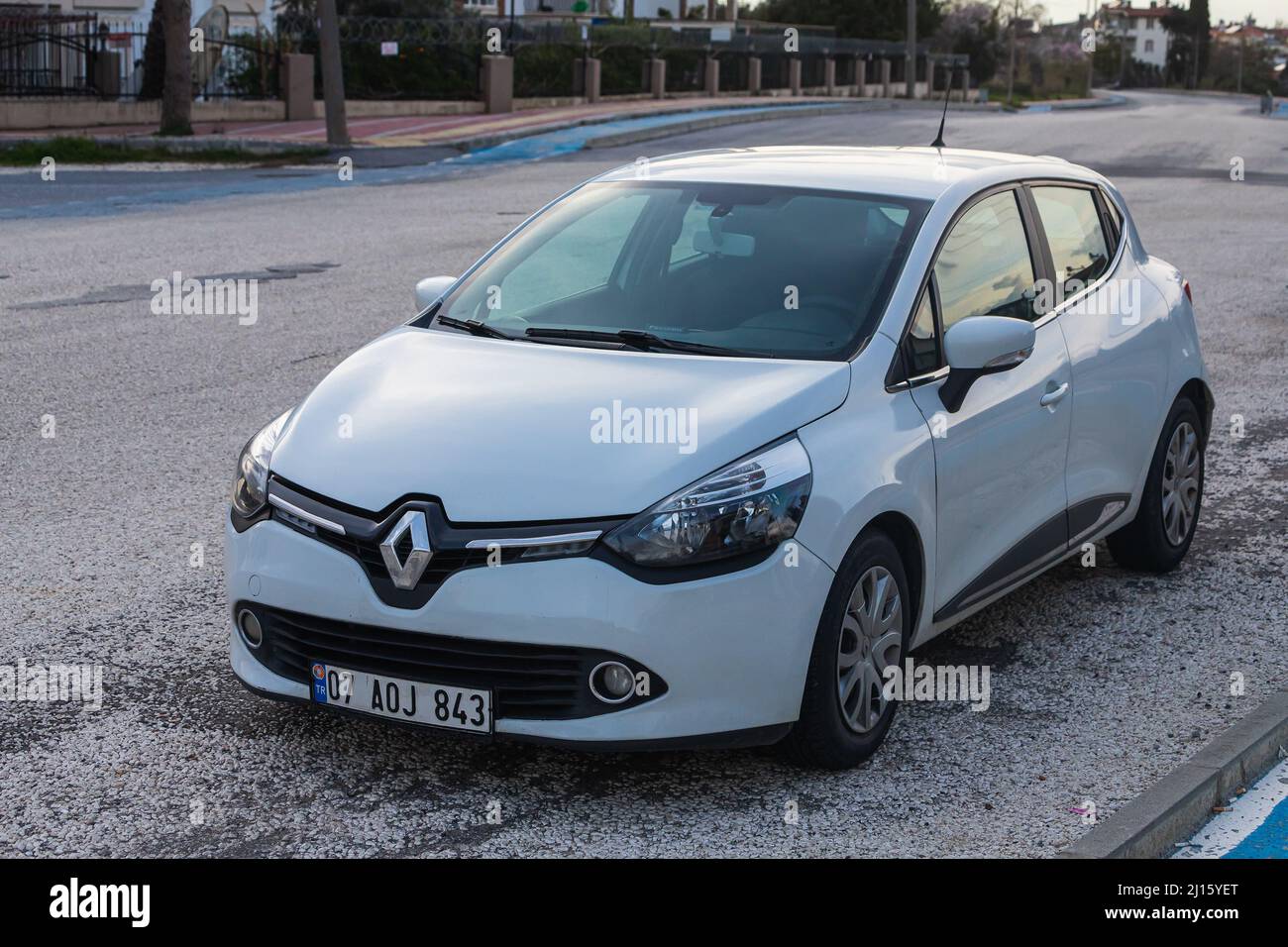 Renault Clio 2022 White