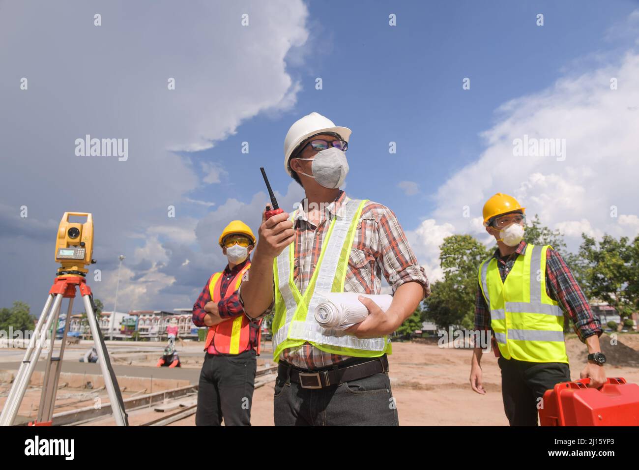 Surveyor construction map hi-res stock photography and images - Alamy