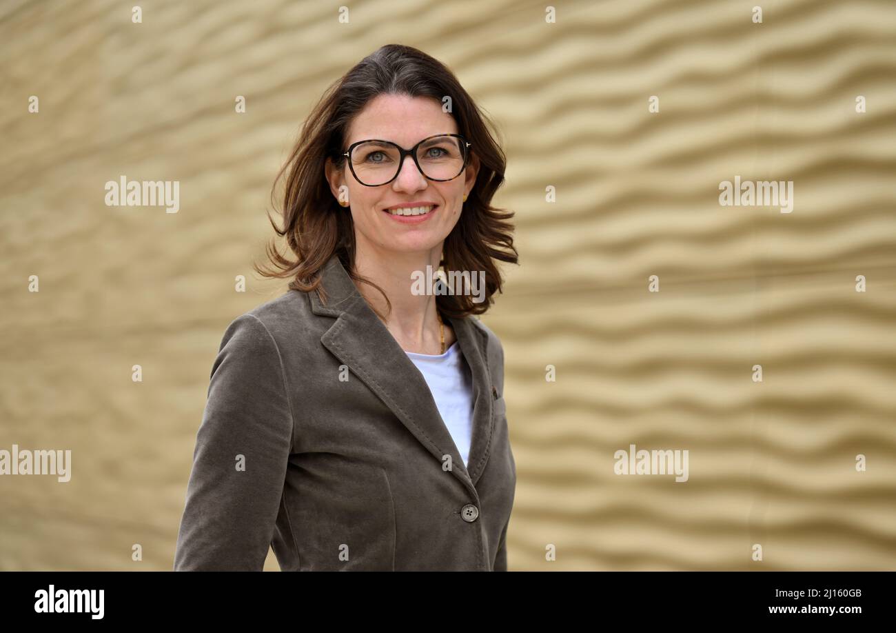 Erfurt, Germany. 14th Mar, 2022. Cornelia Betsch, professor of health ...