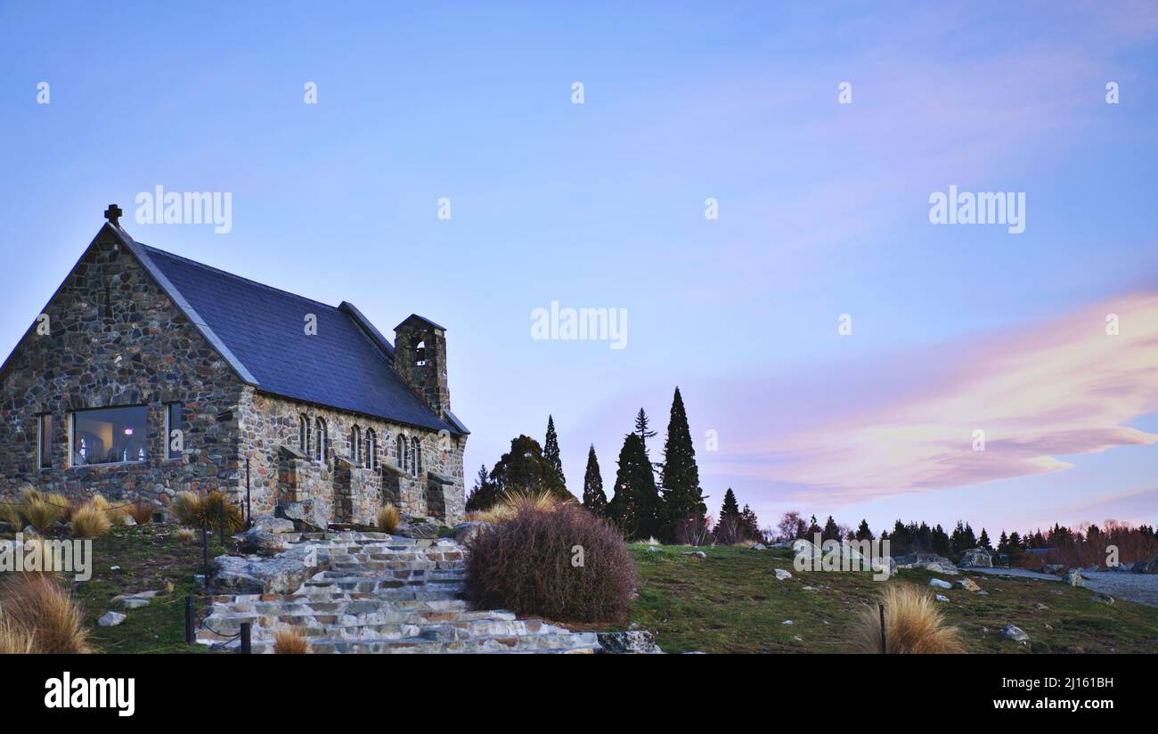 Little country church hi-res stock photography and images - Alamy
