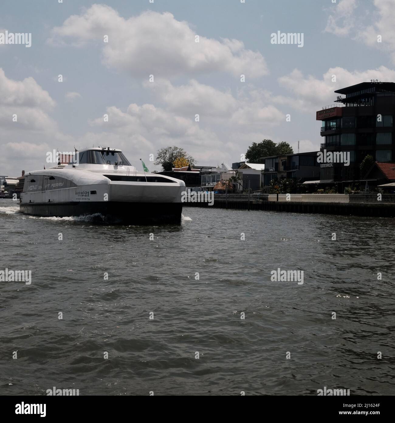 MINE Smart Ferry, Electric Catamarans Chao Phraya River, Bangkok ...