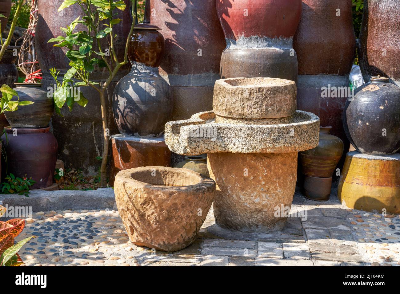 Ancient chinese farm tool hi-res stock photography and images - Alamy