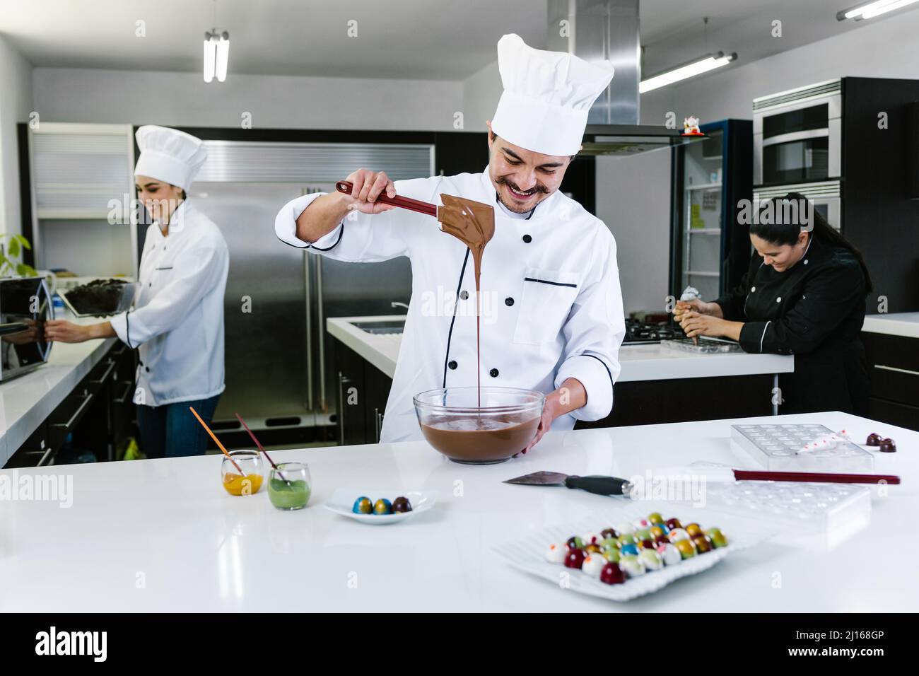 Hispanic chef man hi-res stock photography and images - Alamy