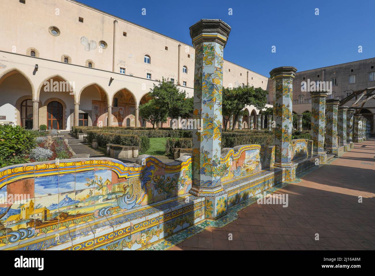 Pilier en piperno hi-res stock photography and images - Alamy