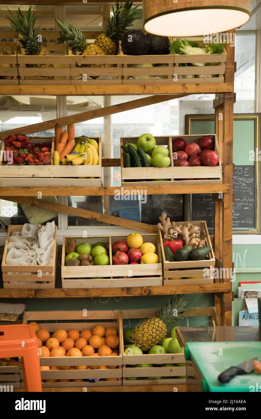 Packed shelf hi-res stock photography and images - Alamy