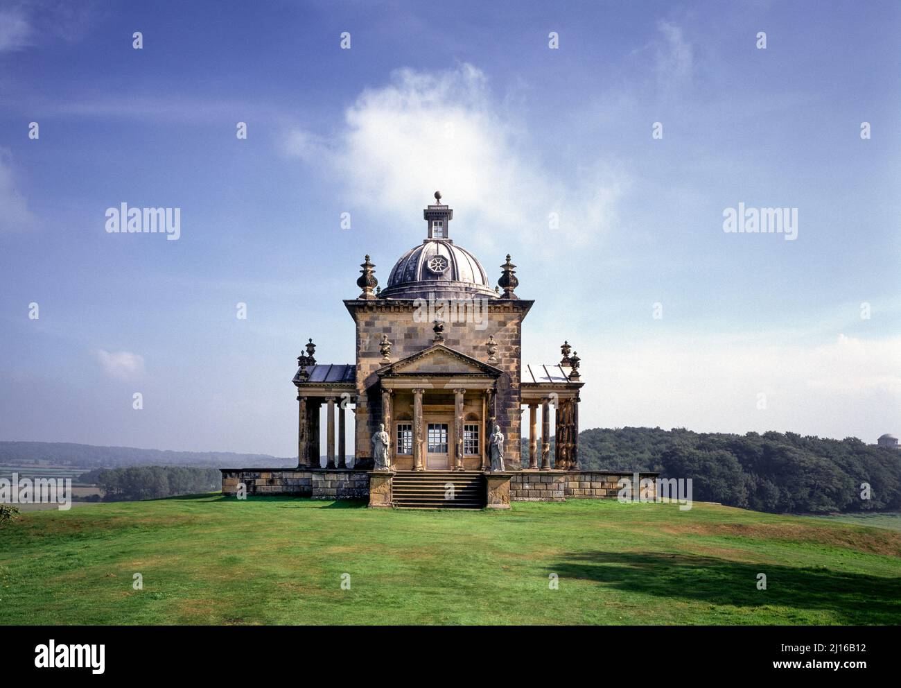 Castle Howard, Tempel der vier Winde Stock Photo - Alamy