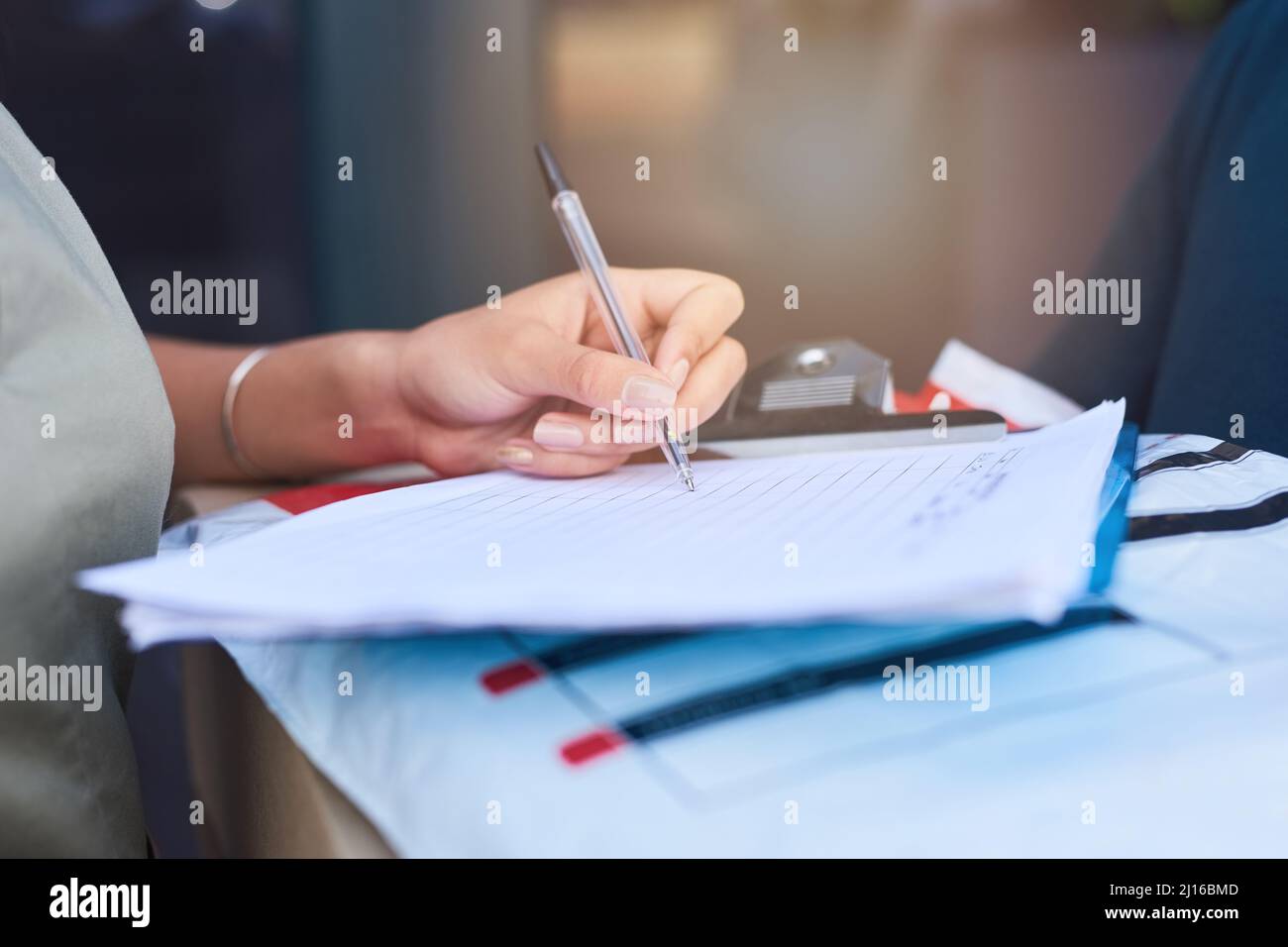 Courier singing for delivery hi-res stock photography and images - Alamy