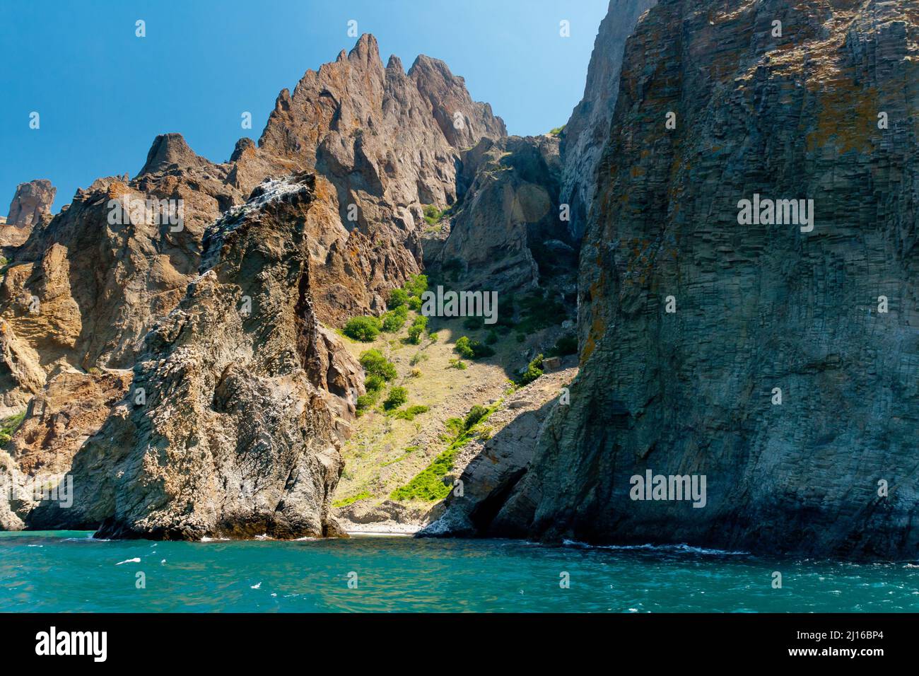 Beautiful seaside cove hi-res stock photography and images - Alamy