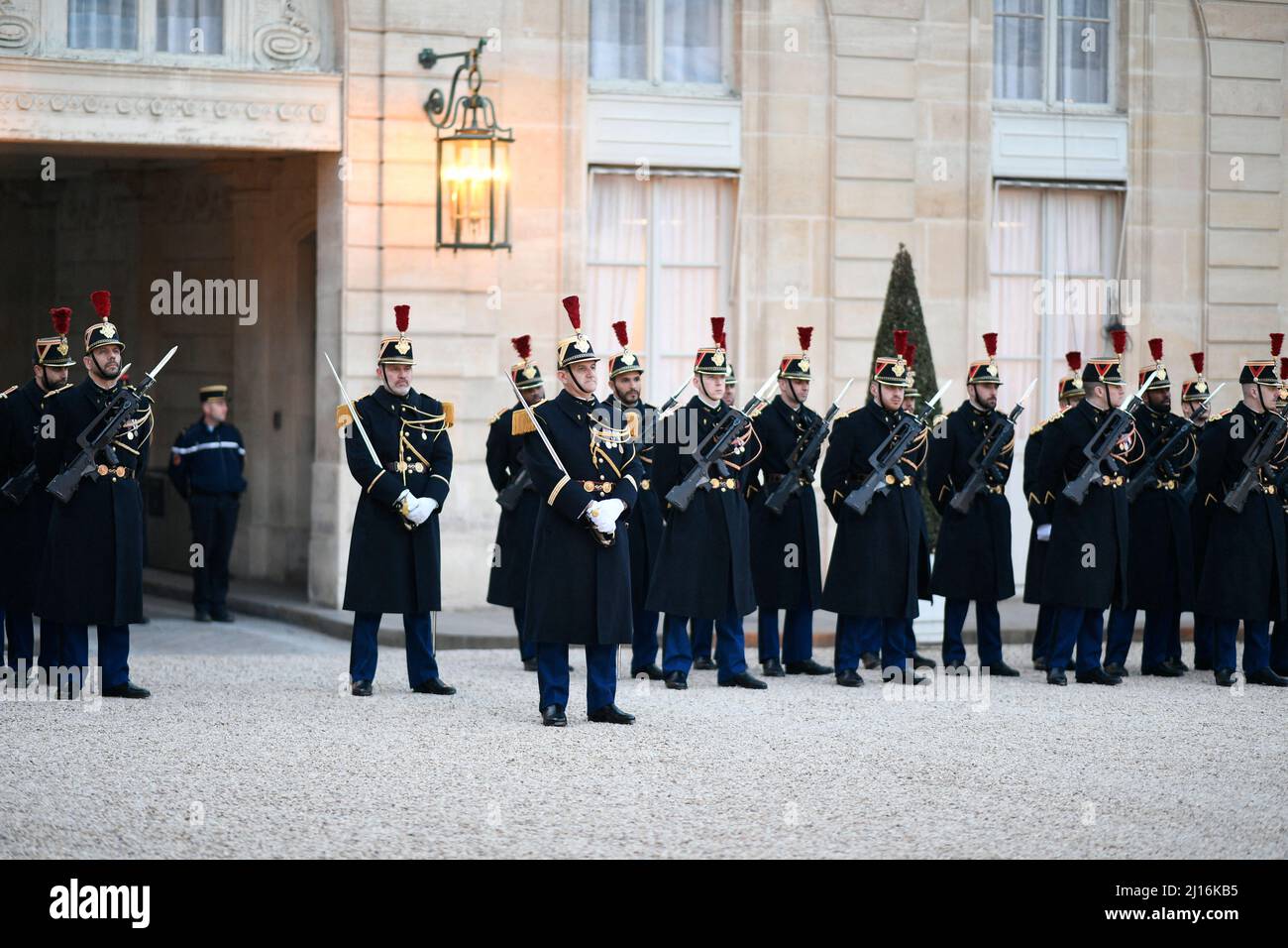 Illustration picture shows French Republican Guards (guard) (Garde ...