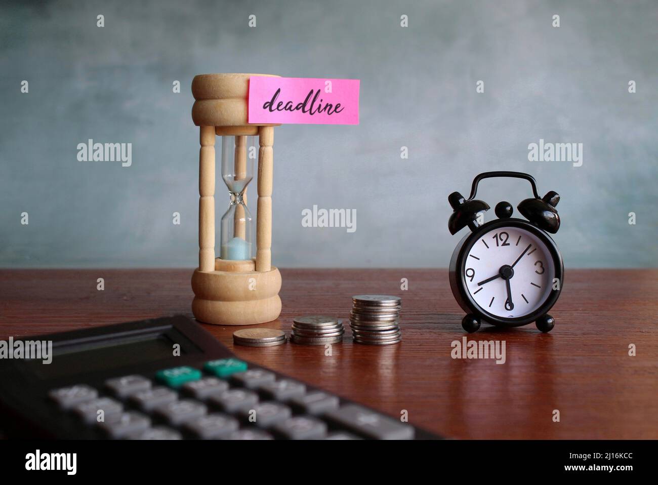 Time payment plan hi-res stock photography and images - Alamy