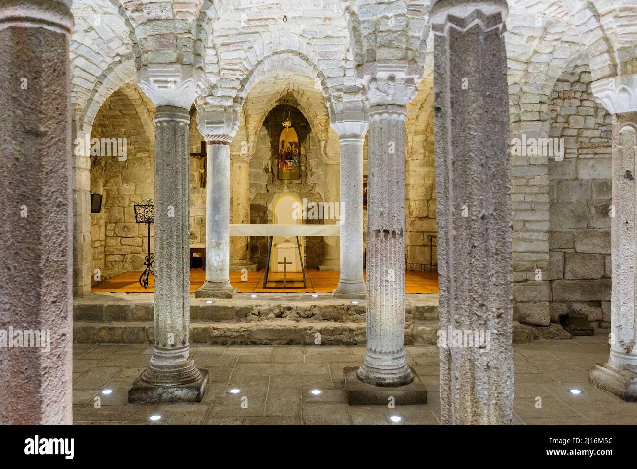 Choir in the old crypt Stock Photo - Alamy