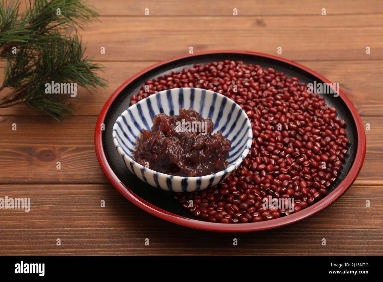 Azuki bean sweets hi-res stock photography and images - Alamy