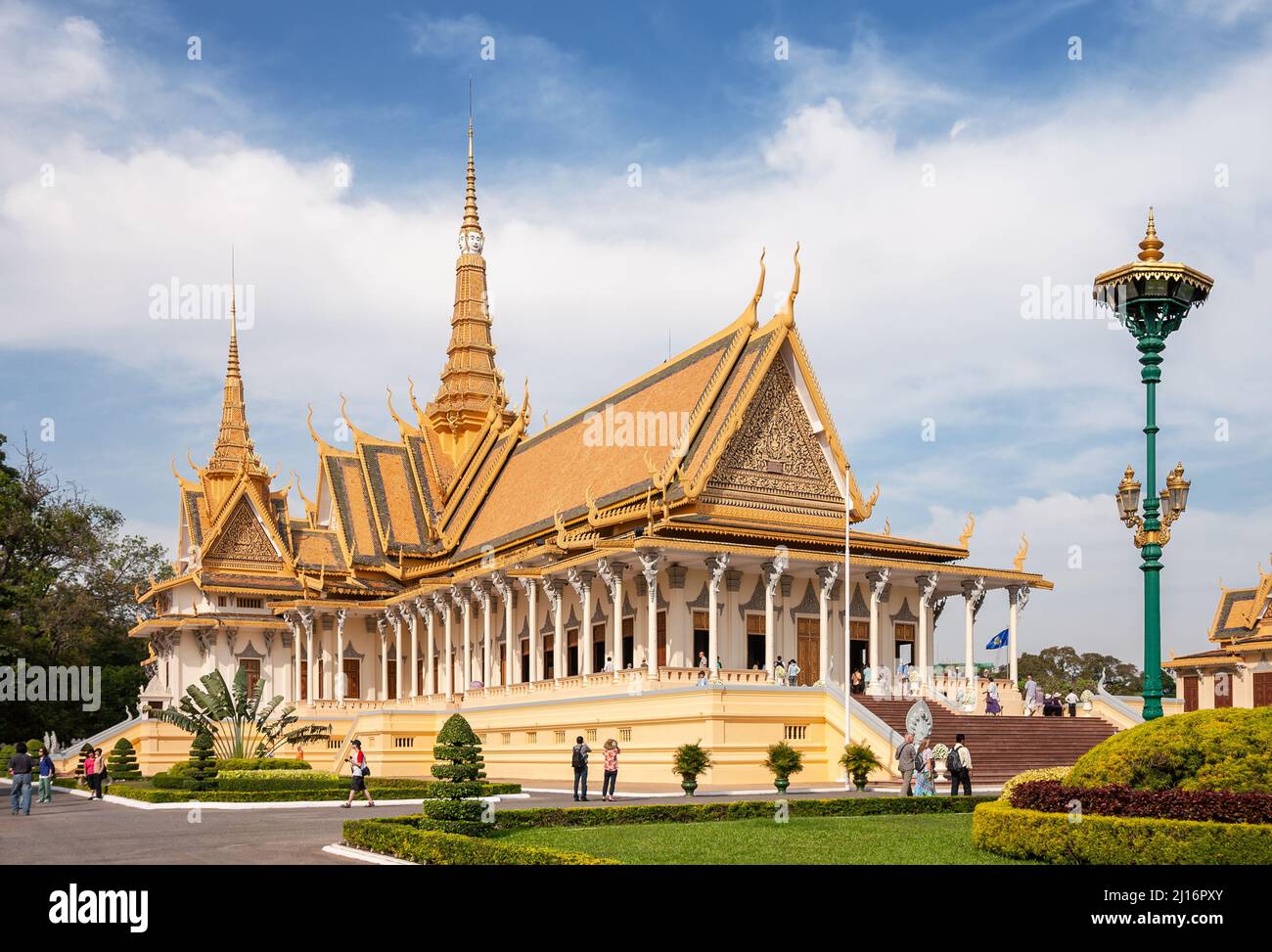 Royal Palace in Phnom Penh, Cambodia. Throne Hall building Stock Photo ...